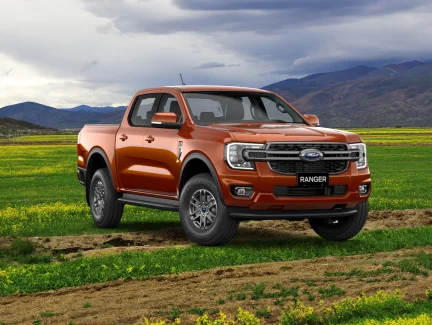 Ford Ranger XLS 4x4 AT 2025; Giá Xe, Thông Số, Ưu Đãi (Mới Nhất)